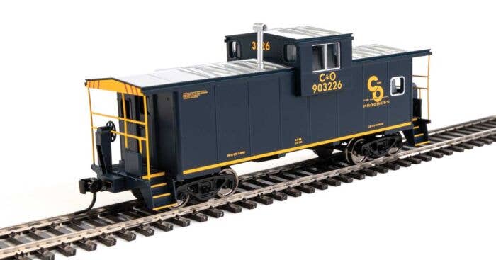 Walthers - International Extended Wide-Vision Caboose - Ready to Run ...