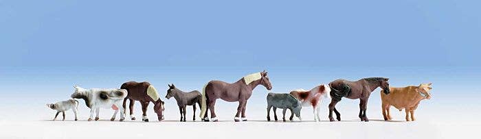 Walthers - Large Farm Animals - 9 Assorted Horses and Cattle - 949-6073