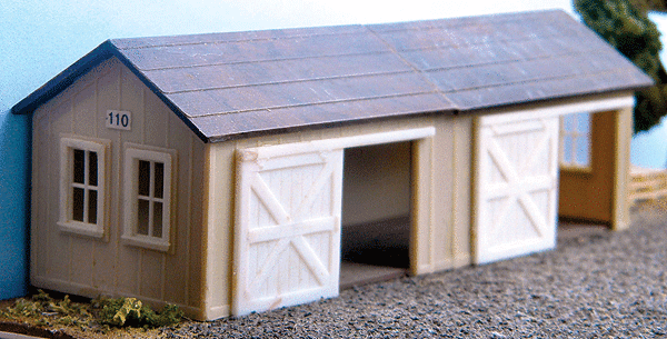 AM Models - Long Freight Station - 129-110