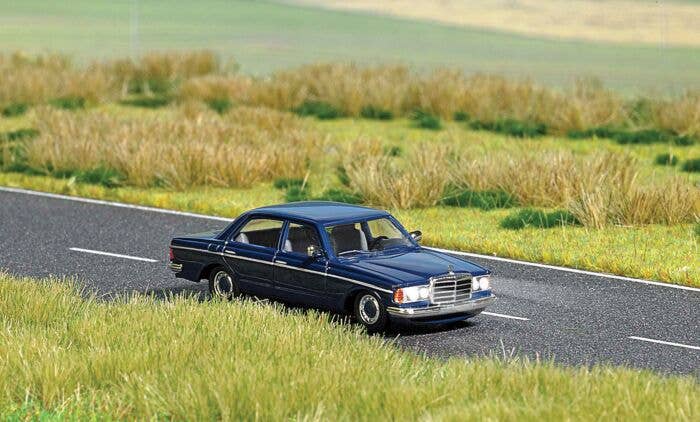 Busch - Mercedes-Benz W123 Sedan w/Head & Taillights - Assembled - Blue ...