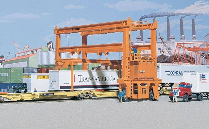 Walthers - MI-JACK Translift(R) Intermodal Crane - Kit - 7-3/8 x 3-3/4 ...