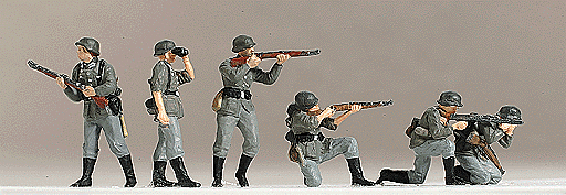 Preiser - Military - Former German Army WWII - Painted Figure Sets - Combat Infantry Firing ...