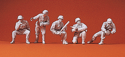 Preiser - Military - Former German Army WWII - Unpainted Figures - Gun Crew pkg(5) for PAK 40 ...
