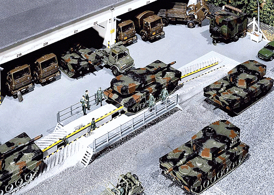 Faller - Military - Heavy Equipment Service/Inspection Pit & Ramps - 15 ...