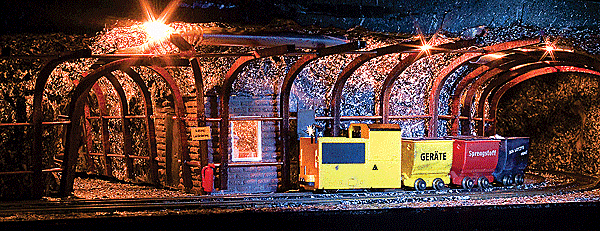 Busch - Mine Interior Set - Kit - 189-1473