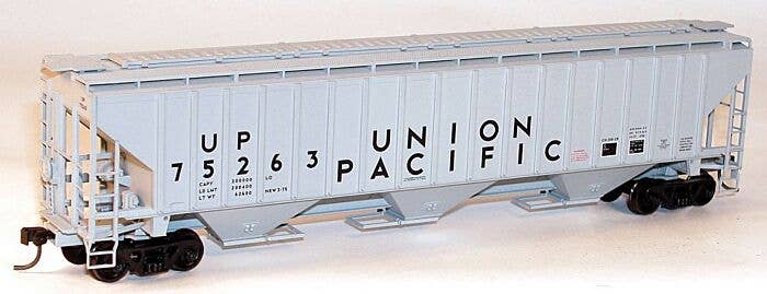 Accurail - Pullman-Standard 4750 3-Bay Covered Hopper - Kit - Union ...