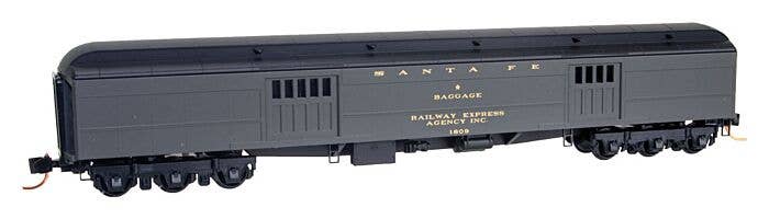 MicroTrain - Pullman Heavyweight 70' Baggage Car - Ready to Run - Santa ...