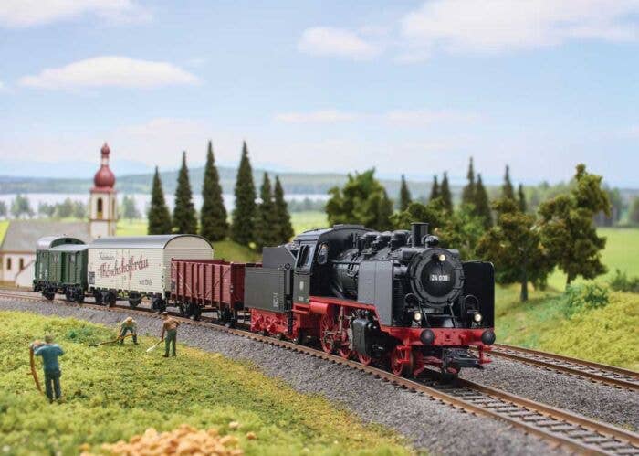 Marklin - Short Haul Class 24 Freight Starter Set - 3-Rail - Sound and ...