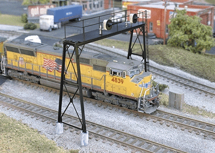 BLMA - Signal Bridge Kit - Early ATSF Style-Double Track - 176-1010