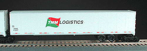 Bowser - Smooth-Wall Roadrailer(R) - Kit - TMM Logistics - 6-55528