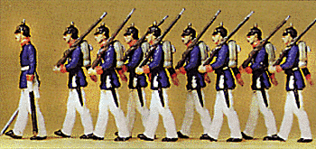 Preiser - Soldiers - Prussian Infantry in Parade Uniform - 590-12186