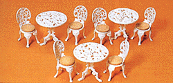 Preiser - Table & Chairs 1:22.5 - 590-45209