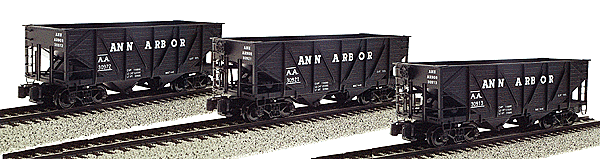 S Helper - Two-Bay Composite Hopper Set 3-Car #1 - Ann Arbor - 641-760