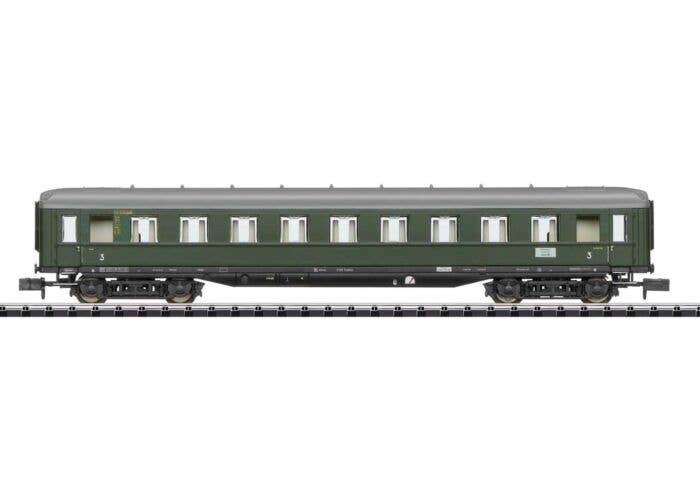 Trix - Type C4u-38 3rd Class D 96 Coach - Ready to Run - Minitrix ...