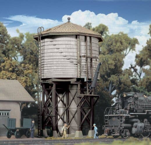 Walthers - Wood Water Tank - Kit - 3-1/2 x 3-7/8 x 6-5/8" 8.7 x 9.6 x ...